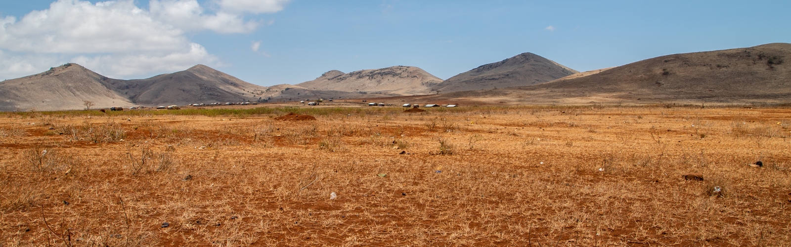 KARABARA STATION - FAMÍLIA OTE SILVA - Doe África